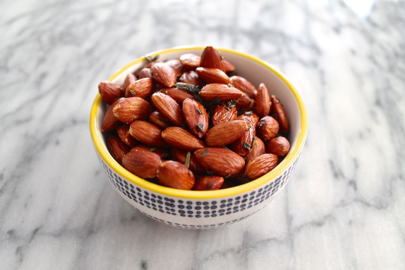 Brown Butter, Sage, and Rosemary Roasted Almonds - thekittchen
