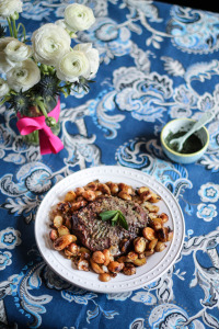 Roast Lamb with Mint Sauce - thekittchen
