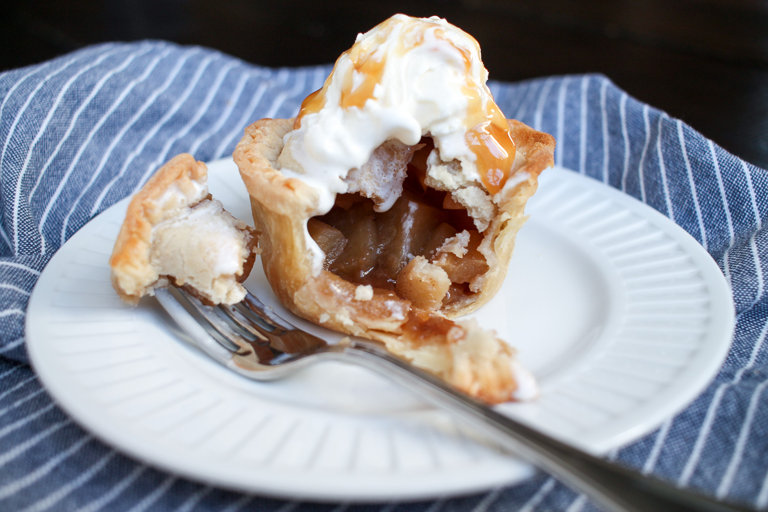 Mini Apple Pies - An Easy Recipe for Individual Apple Pies