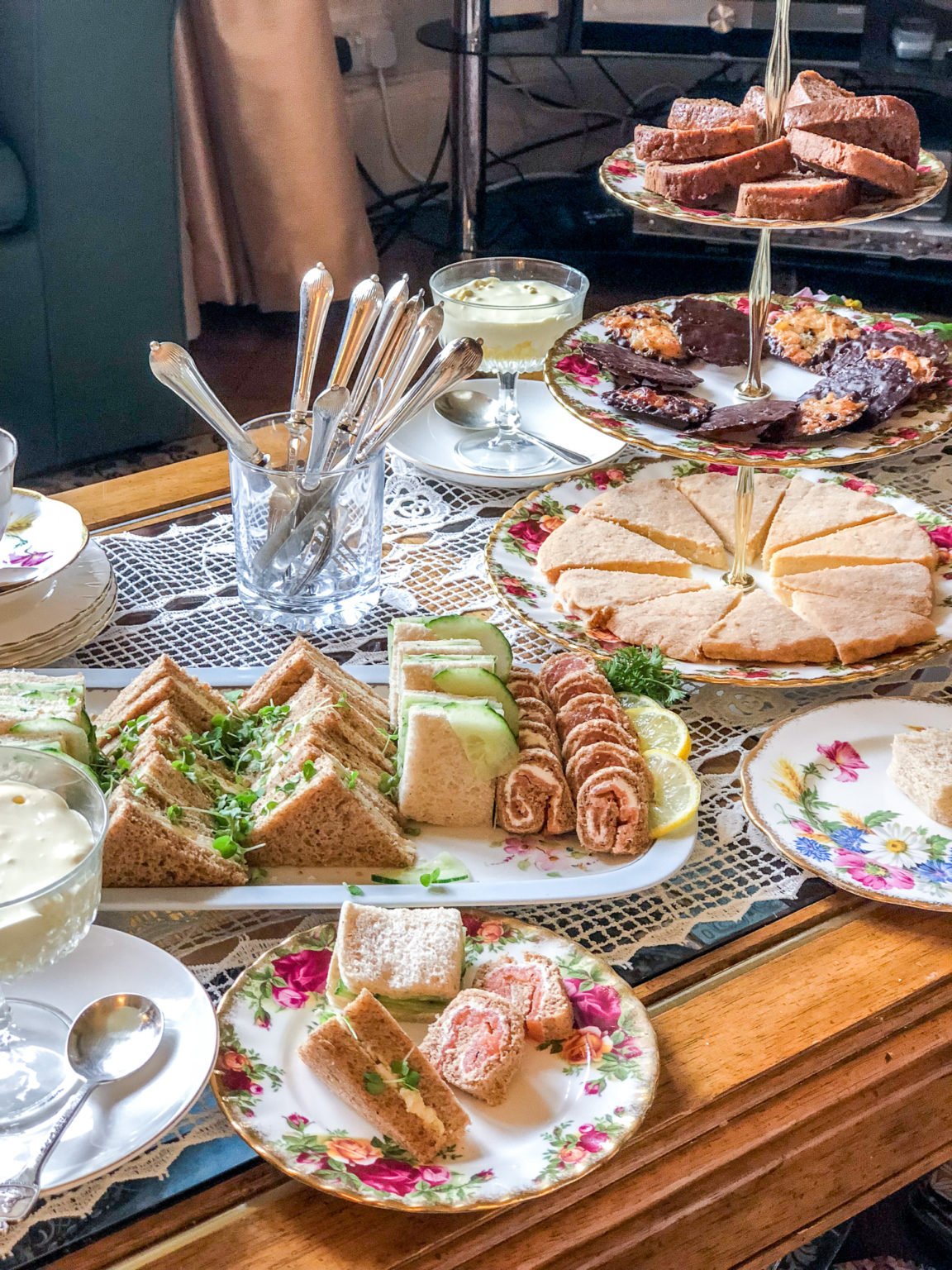 An Afternoon Tea Cooking Class in London - thekittchen