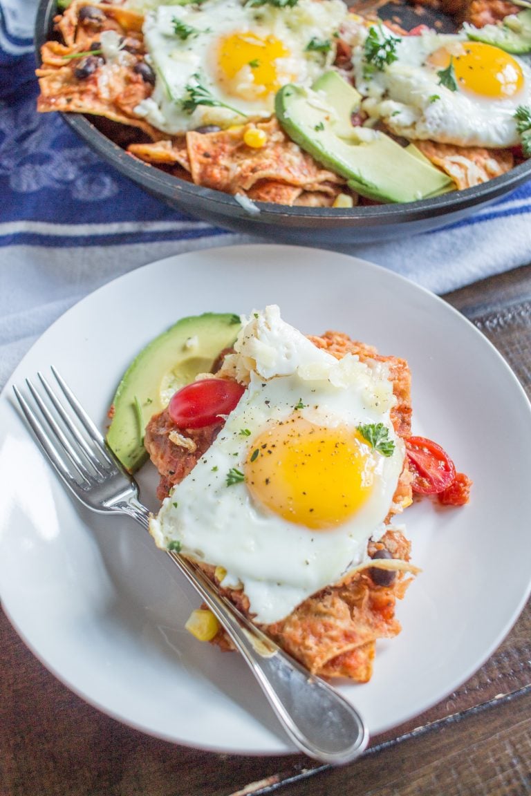 How to Make Chilaquiles | Easy Chilaquiles Recipe - thekittchen How to Make Chilaquiles | Easy Chilaquiles Recipe - thekittchen