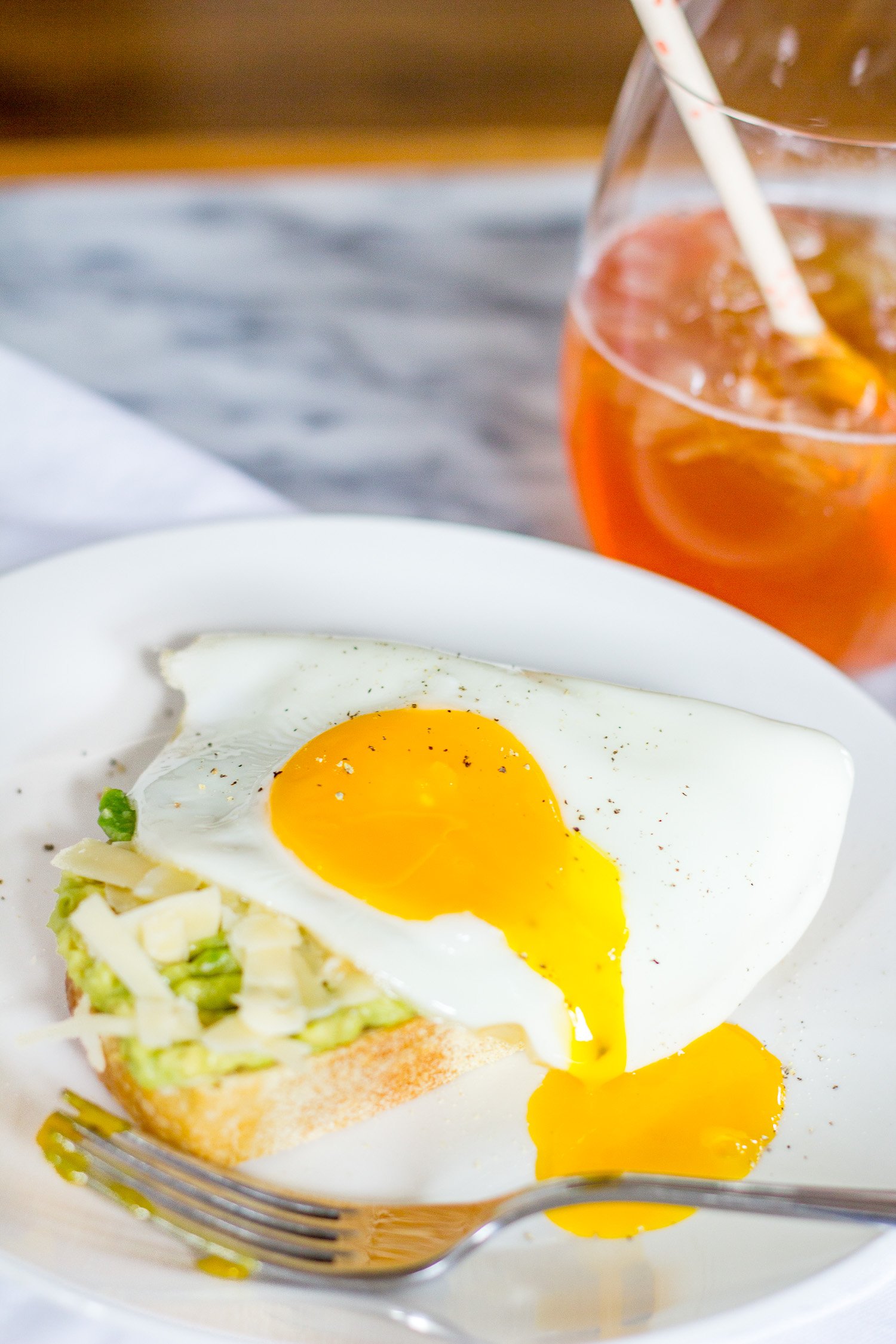 How to Make Perfect Sunny Side Up Eggs - Step by Step Instructions