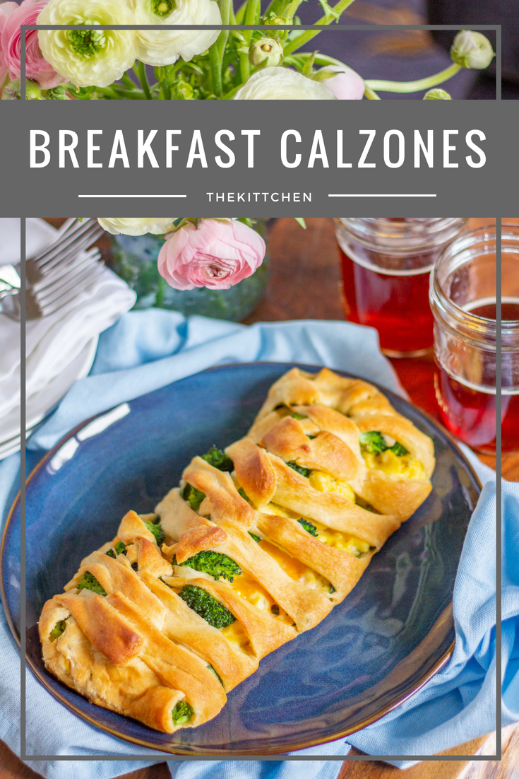 Breakfast Calzone - An Easy Breakfast Recipe with 10 Minutes Prep Time