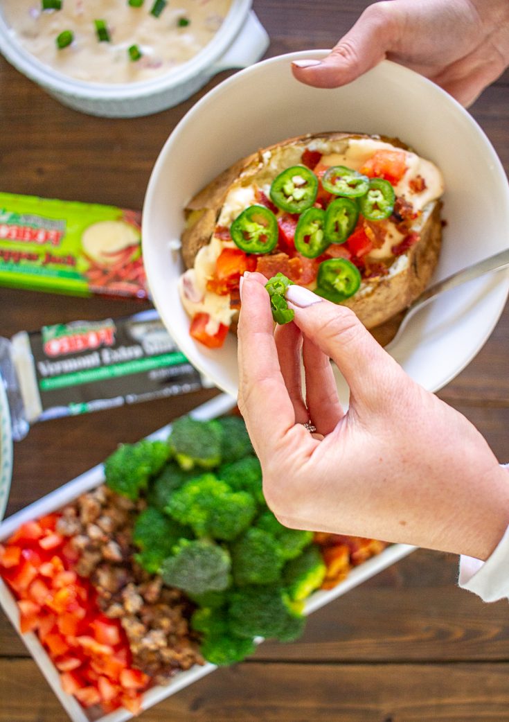 How to Make Queso and a Queso Bar for Game Day - thekittchen