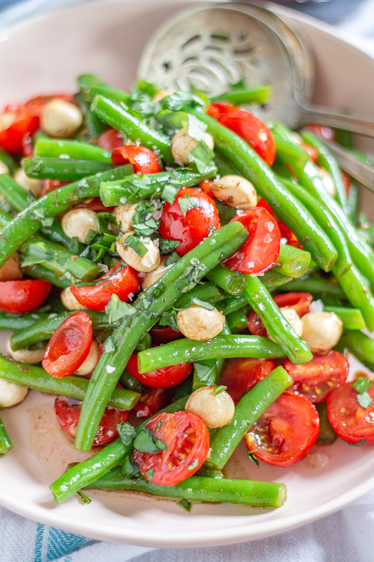 Green Bean and Tomato Salad | Caprese Salad with Green Beans
