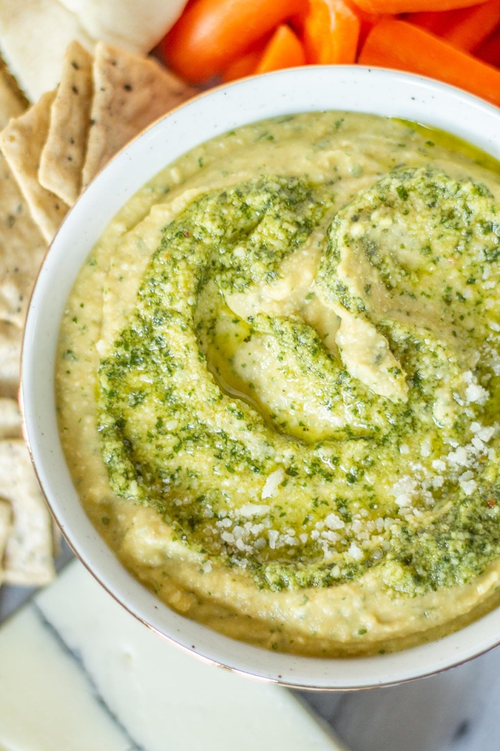 Pesto Hummus - thekittchen