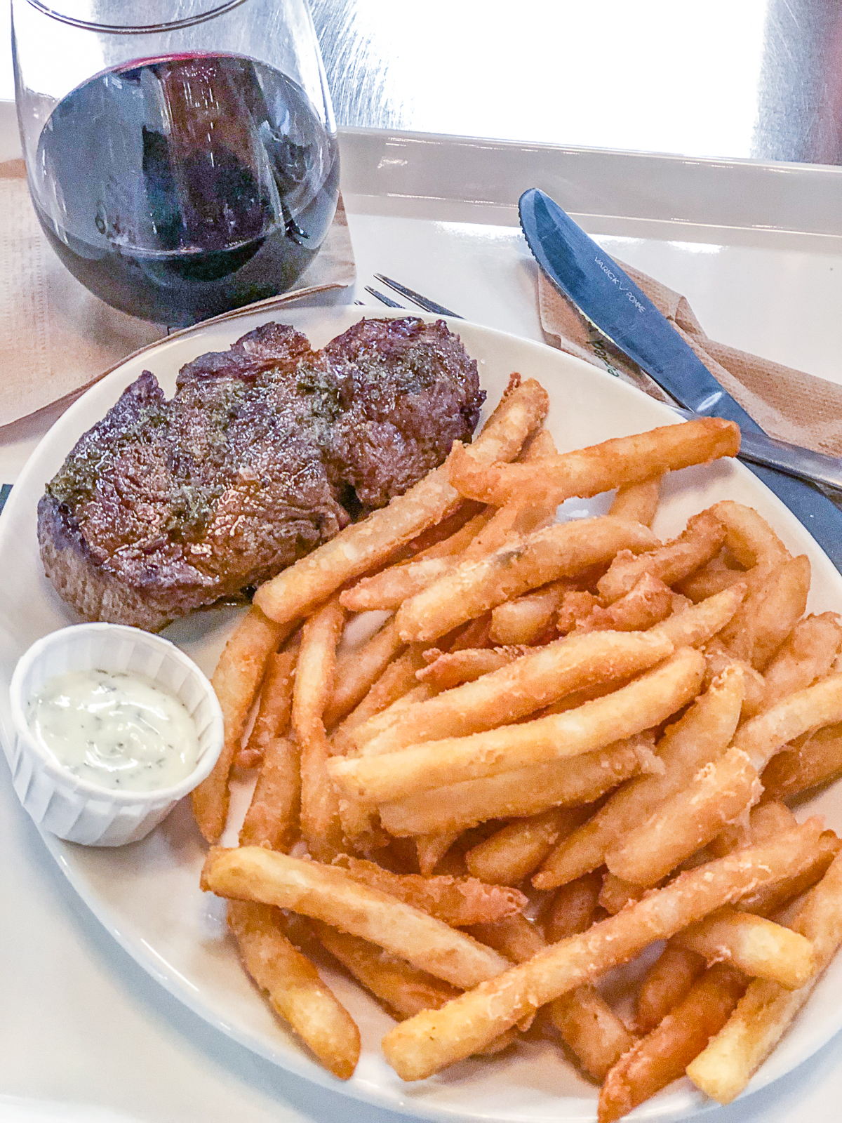 Where to Eat in Winnipeg | A Winnipeg Restaurant Guide