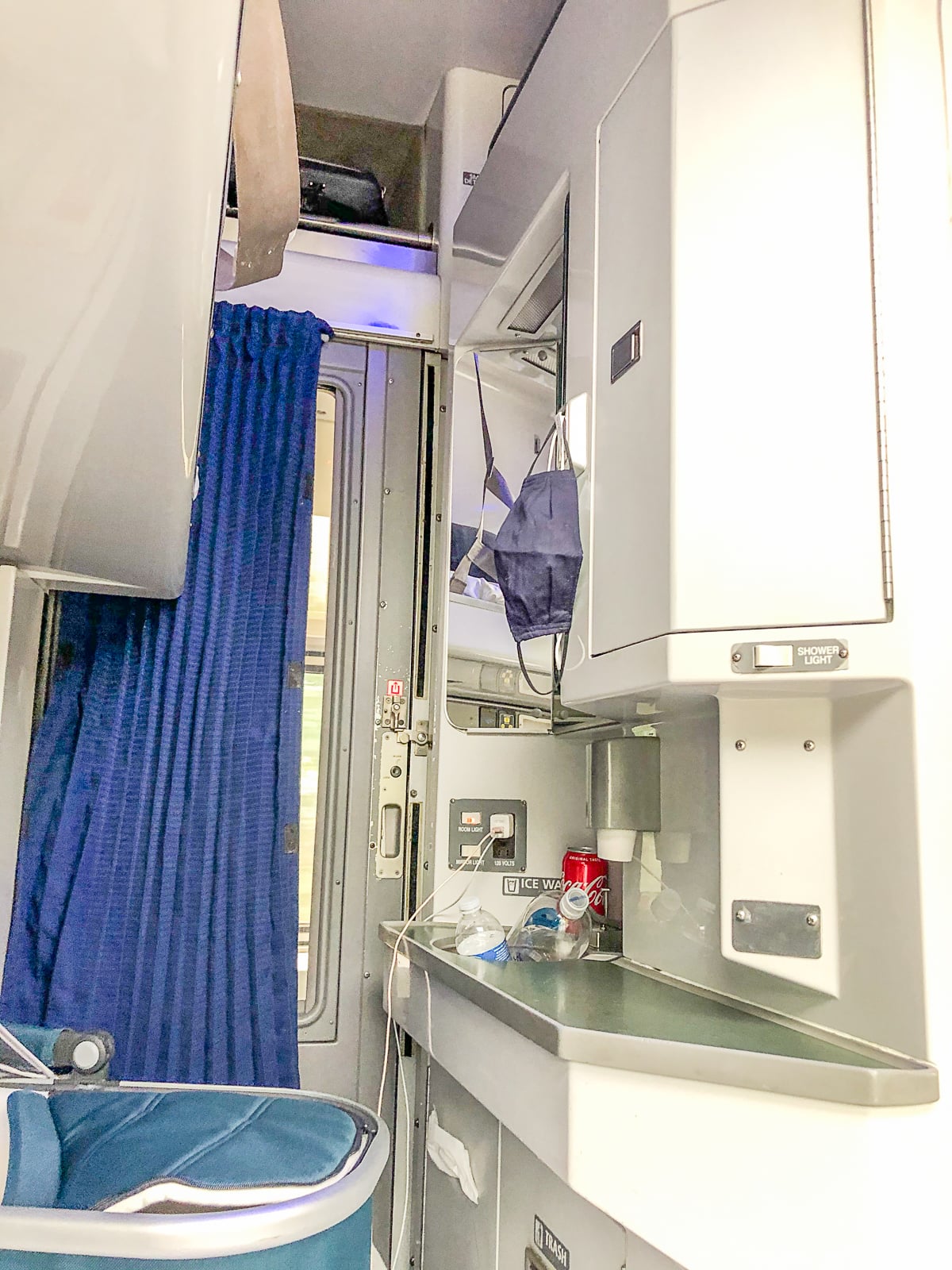 Taking an Amtrak Sleeper Cabin from Chicago to Boston, with a Baby ...